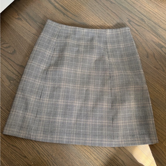 Babaton | Skirts | Aritzia Babaton Aline Mini Skirt Plaid | Poshmark